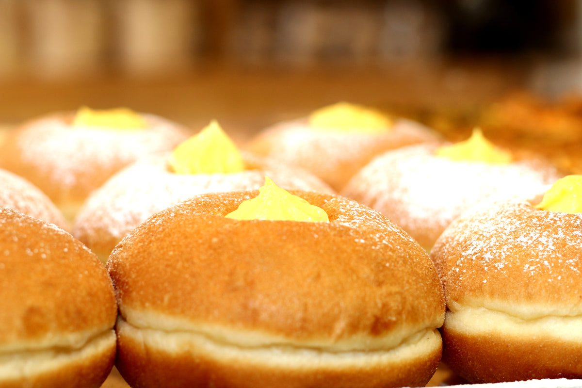 Custard Donut – Lichtensteins Bakehouse